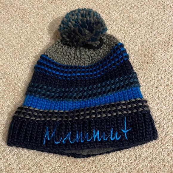 Mammut | Accessories | Mammut Hat Sally Beanie Nwt | Poshmark